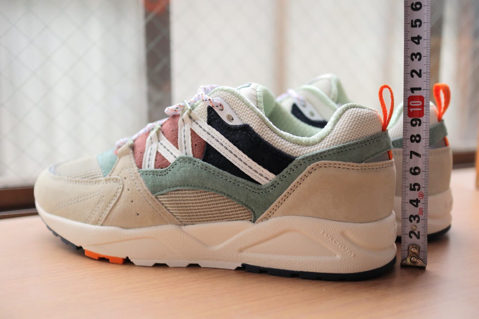 KARHU FUSION2.0を徹底レビュー！質感やサイズ感は？【おしゃれな配色の北欧ブランドスニーカー】